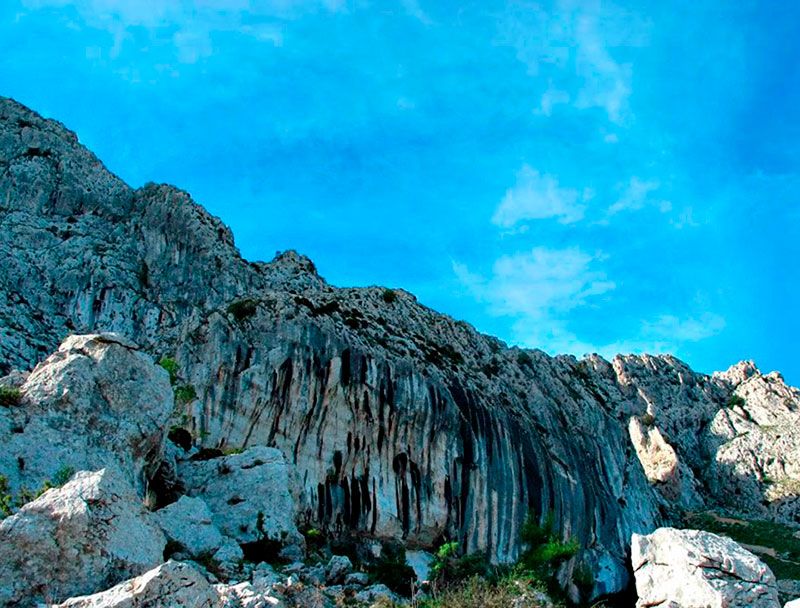 Forat de Bernia, a circular route in Alicante