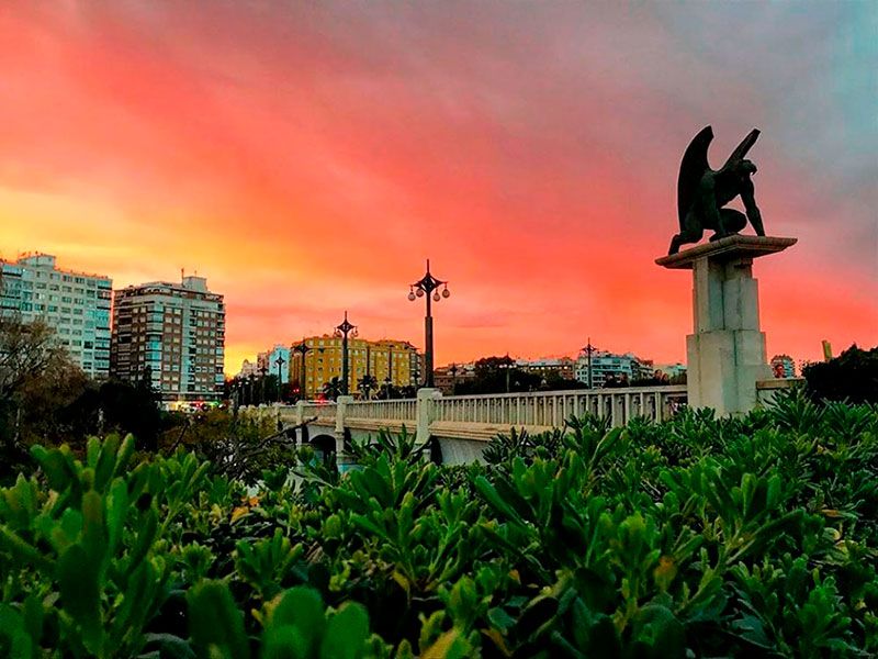 Ruta por el cauce del Río Turia y la Ciudad de las Artes y de las Ciencias
